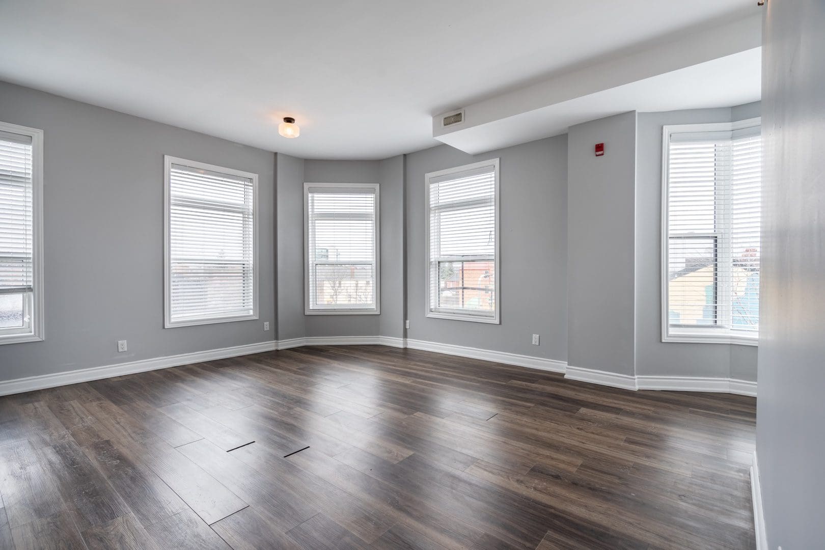 301-302 James Street North | Woolcott Real Estate