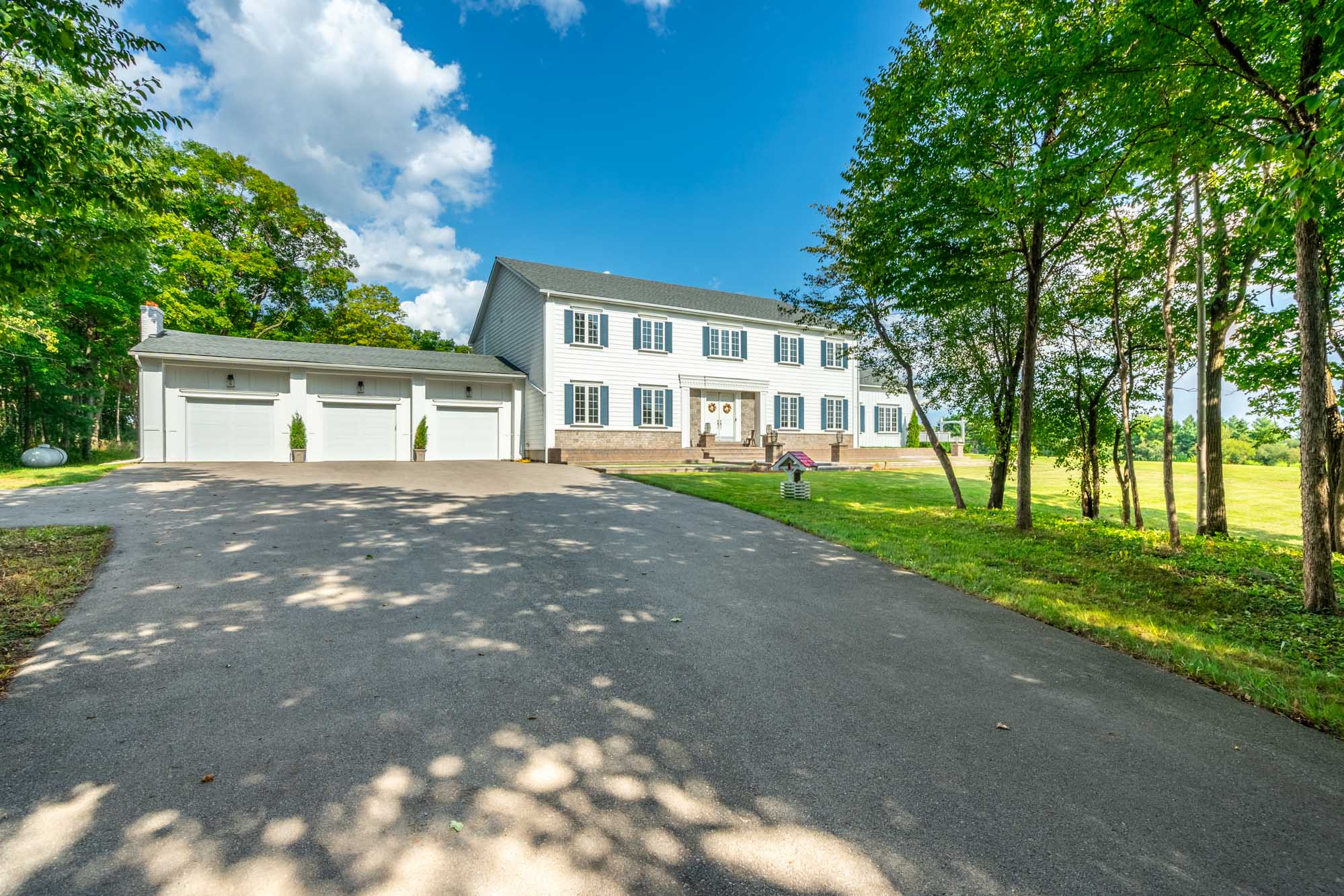 802 Middletown Road | Woolcott Real Estate