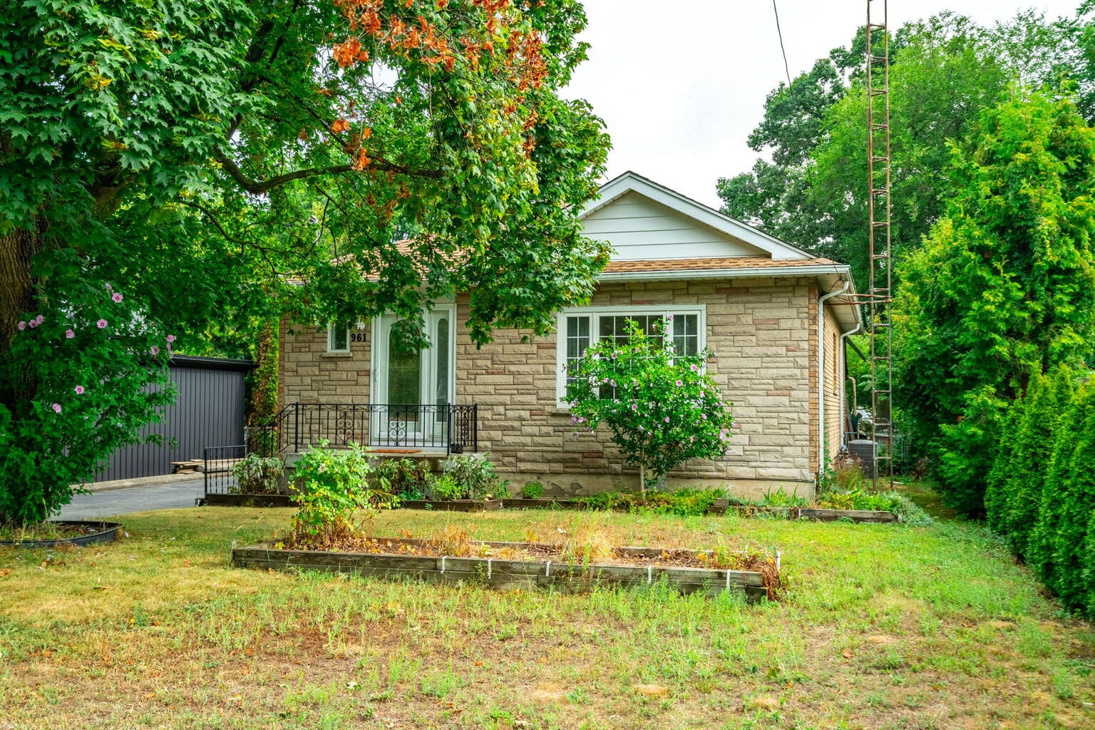 961 Danforth Avenue | Woolcott Real Estate