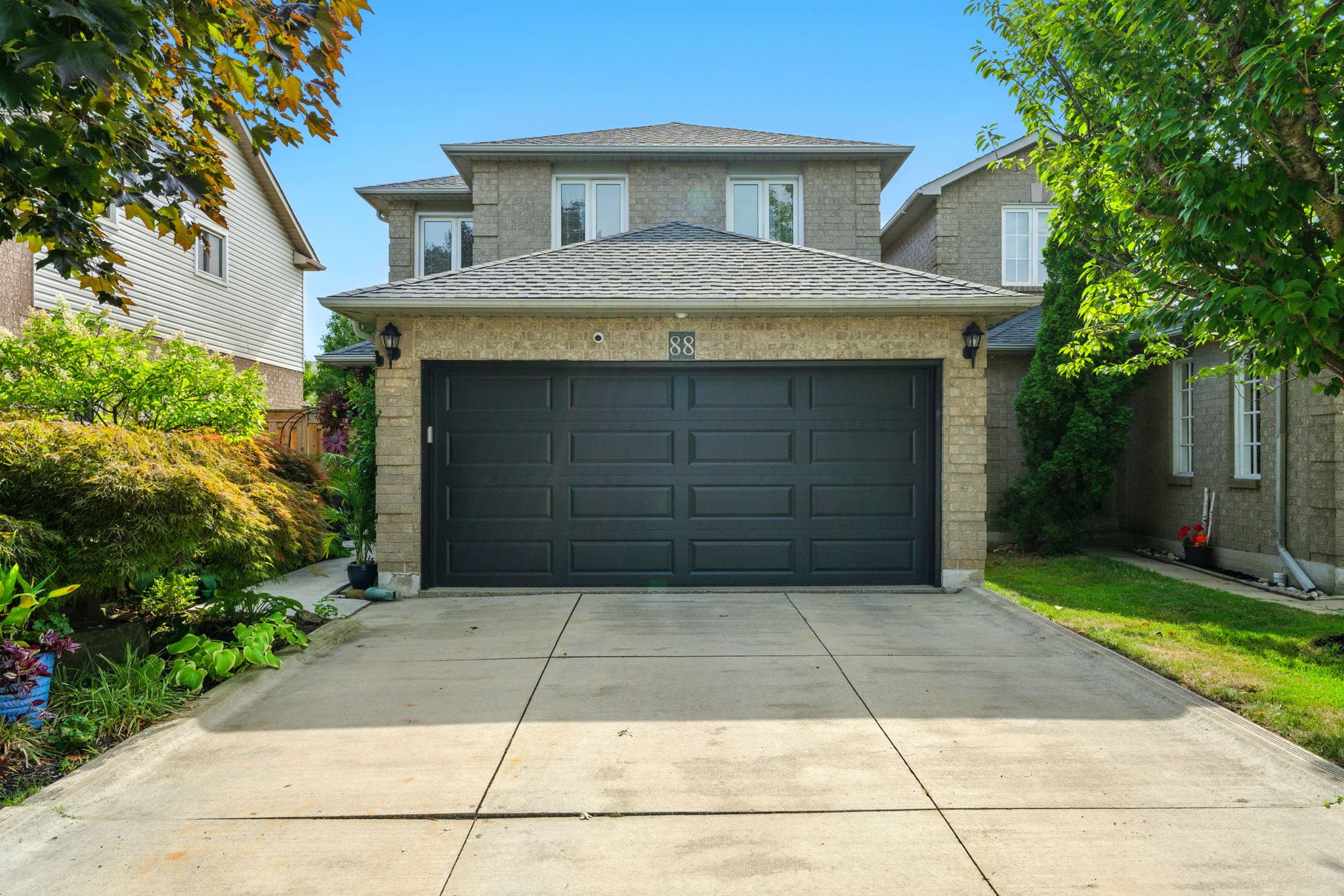 88 Grindstone Way | Woolcott Real Estate